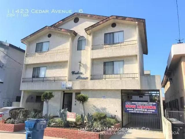 43813446 11423 Cedar Ave #6