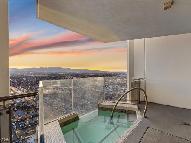 4381 W Flamingo Road 5701