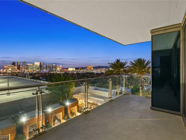 4381 W Flamingo Road 8322