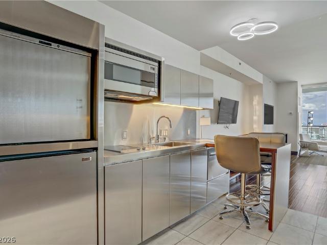 4381 W Flamingo Road 27308