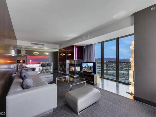 4381 W Flamingo Rd Unit 3221, Las Vegas, NV 89103