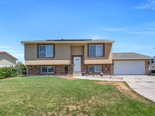 4382 W Cortney Dr, West Valley City, UT 84120