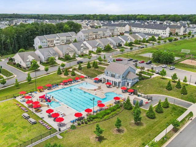 438 Boxelder Dr, Unit 103, Stafford, VA 22554 | MLS #VAST2048