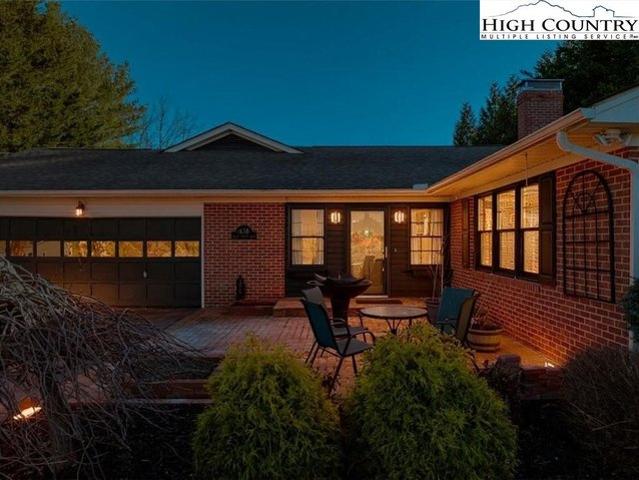438 Glade Valley Rd, Glade Valley, NC 28627