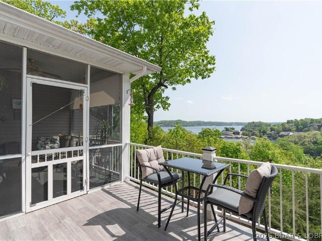 438 Grandview Drive