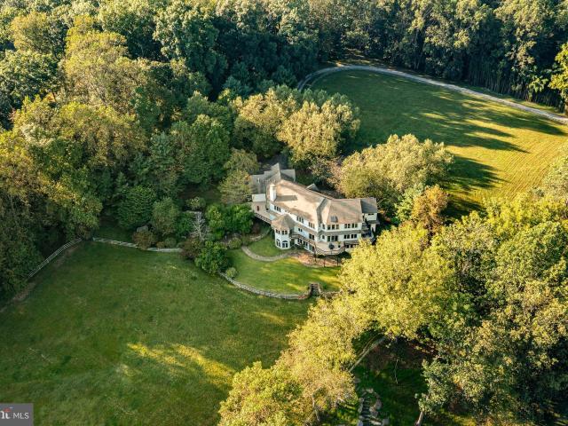 438 Ground Hog College Rd, West Chester, PA 19382 | MLS #PACT2121