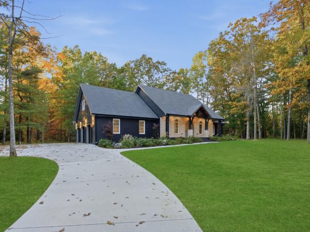 438 Deer Run Rd
