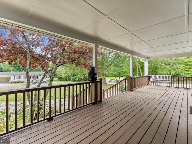 438 Dixon Drive
