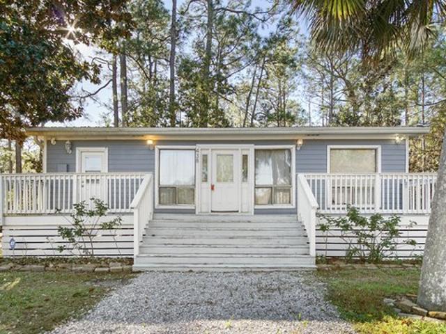 438 E Nursery Rd, Santa Rosa Beach, FL 32459