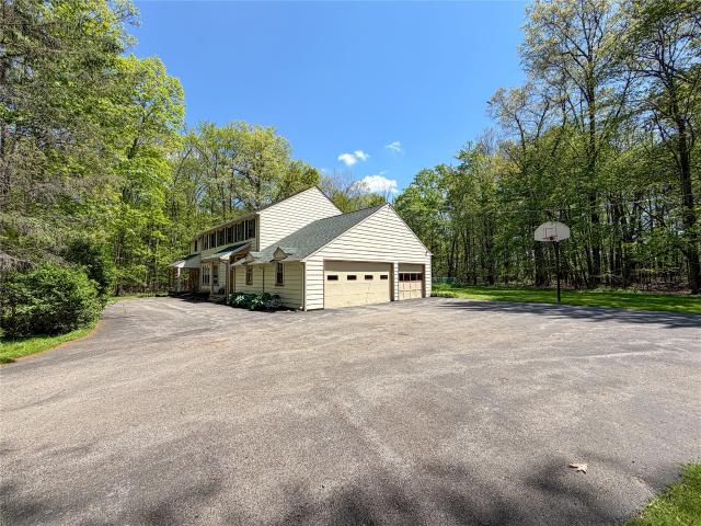 438 edgewood drive