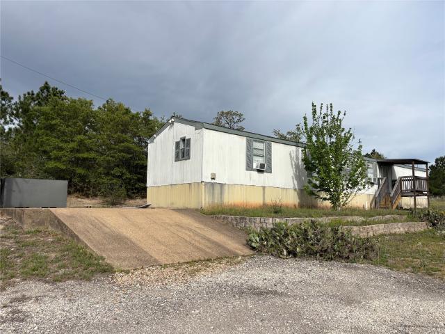 438 Kelley Rd E, Bastrop, TX 78602 | Compass