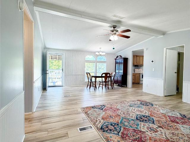 438 Hall Spencer Road