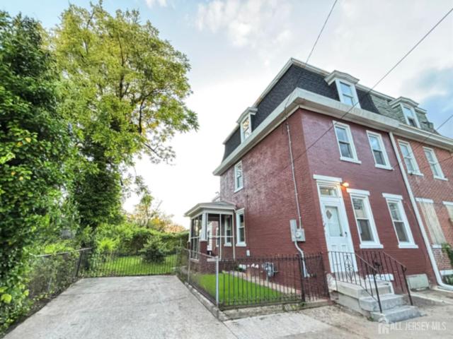 438 Lawrence Street
