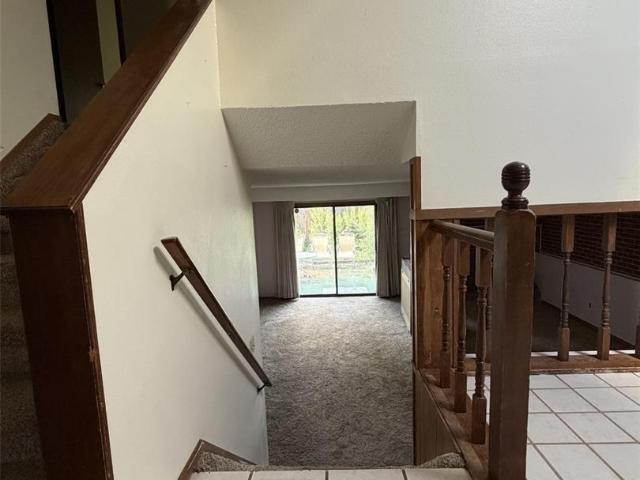 438 Lakewood Circle