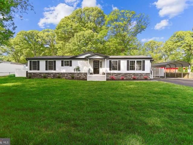 438 N Carolina Ave, Pasadena, MD 21122