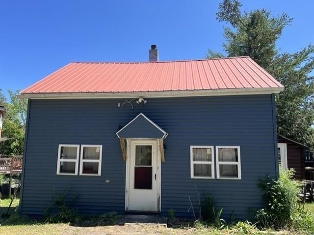 438 N Shore Rd, Hammond, NY 13646