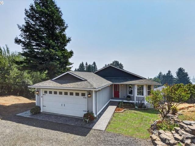 438 NW Roselawn St, Stevenson, WA 98648