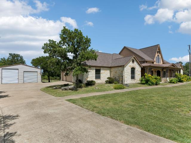 438 Patricia Rd