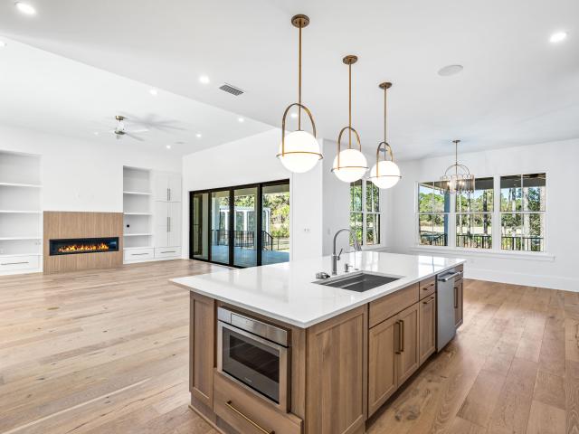 438 Regatta Bay Blvd, Destin, FL 32541 | MLS #995682