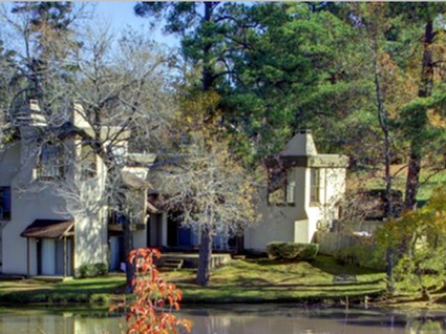 438 Willow Lake 1 Bedroom Apartment for Rent at 1818 Judson Rd, Longview, TX 75605