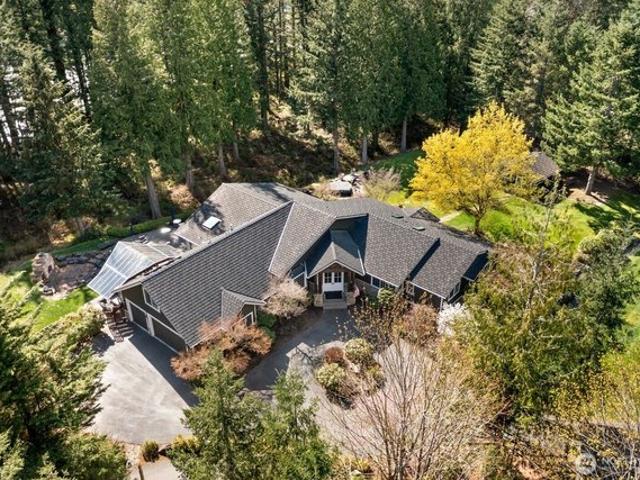 43941 SE 127th Pl, North Bend, WA 98045