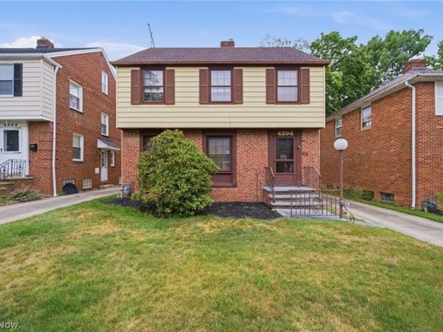 4394 Baintree Rd, University Heights, OH 44118