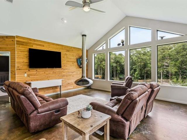 4394 Crabtree Church Rd, Molino, FL 32577