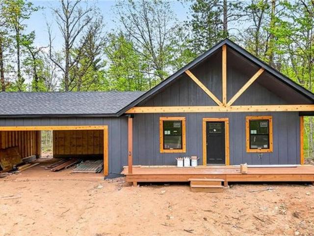 4394 Eagles Nest Rd, Jackson, WI 54830