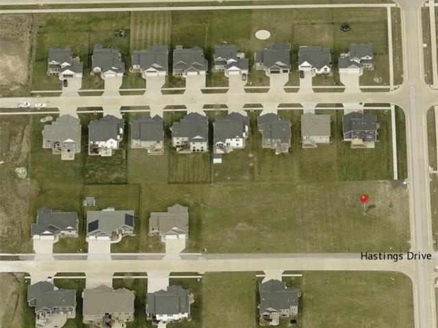 4394 Hastings Dr, Marion, IA 52302
