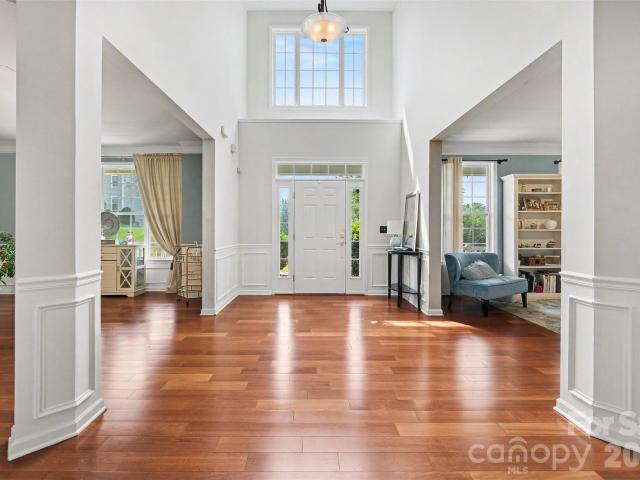 4396 Foxfield Court