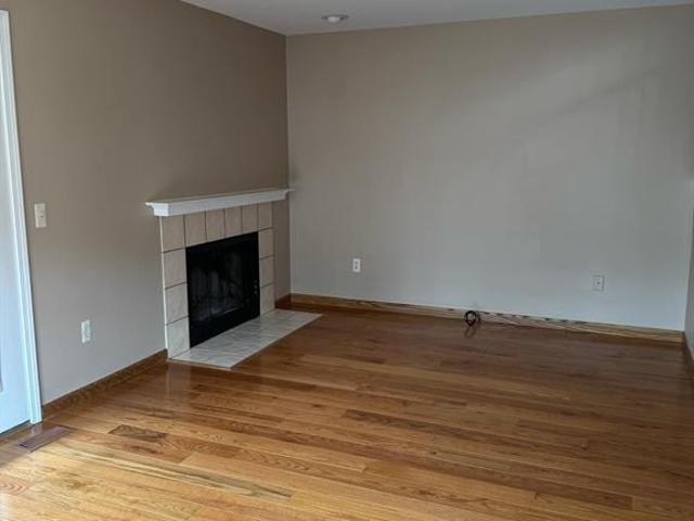 43971 Stoney Lane