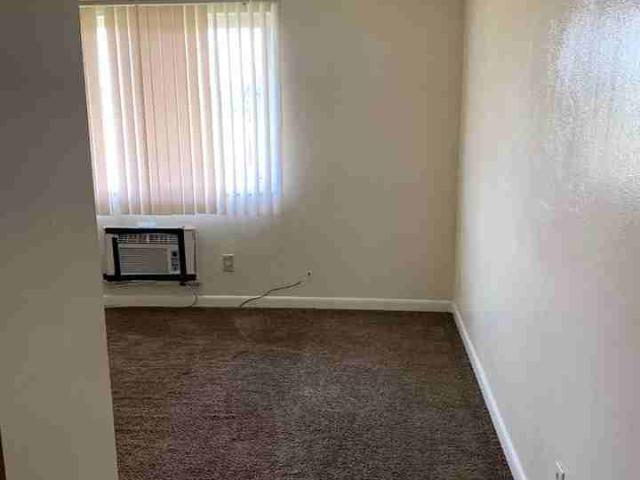 4399 RIVERSIDE 800 1 Bedroom Apartment for Rent at 4399 Riverside Dr, Dayton, OH 45405