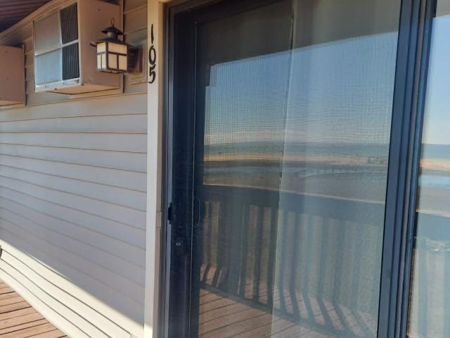 4390 N Us 23 # 105
