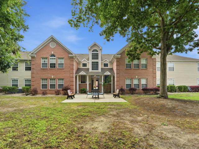 4390 Daphne Ln. D