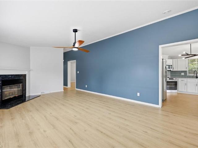 4390 Glenford Drive