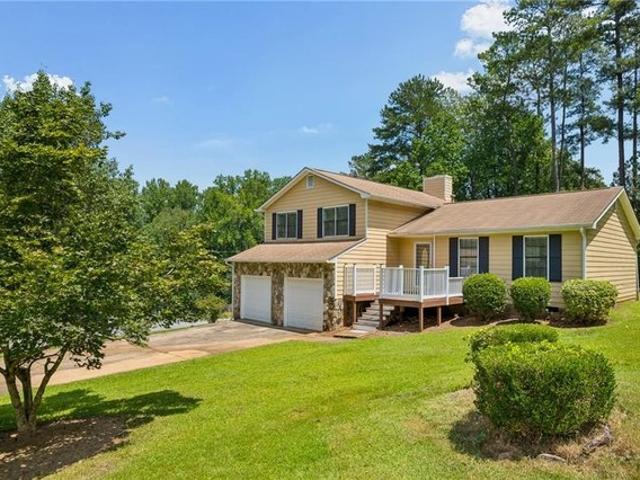 4390 Valley Brook Ln, College Park, GA 30349