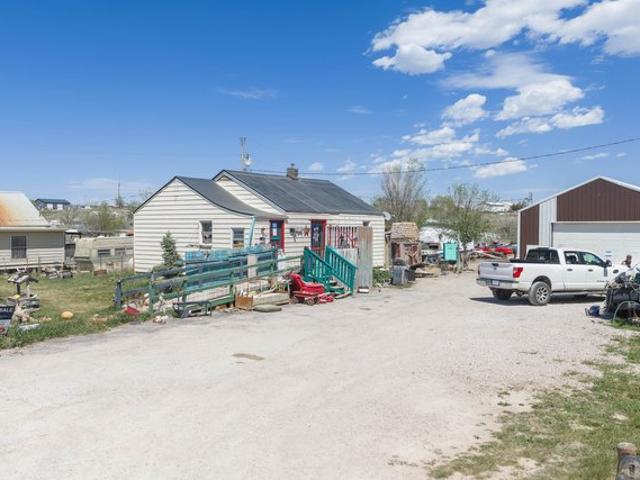 4390 W Sunnyside Dr, Rapid City, SD 57701