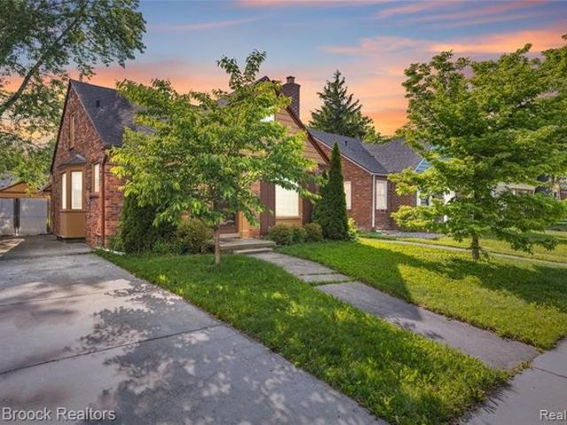 4391 Bishop St, Detroit, MI 48224