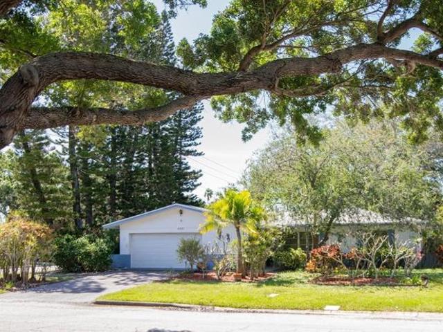 4391 14th Way NE, Saint Petersburg, FL 33703