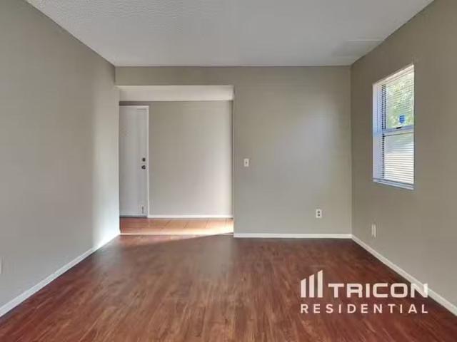 43931 Broadwater Ave Houses in Lancaster, CA