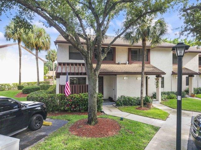 4393 Carambola Cir N, Coconut Creek, FL 33066