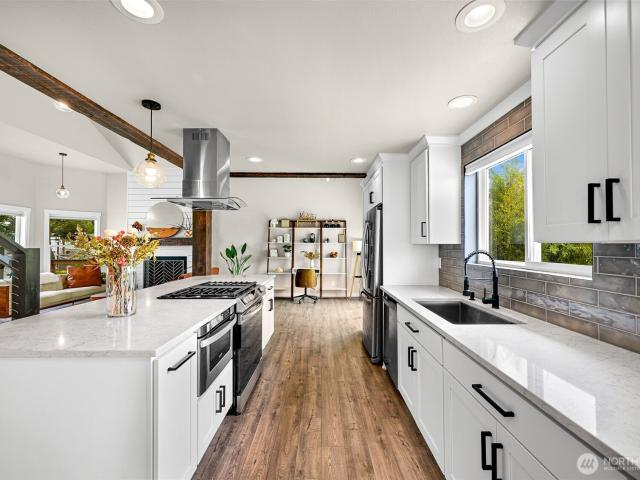 4393 Saltspring Drive