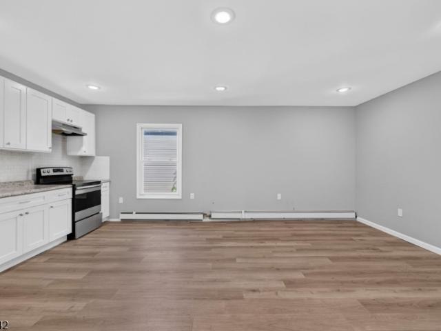 439 7Th Ave # R2