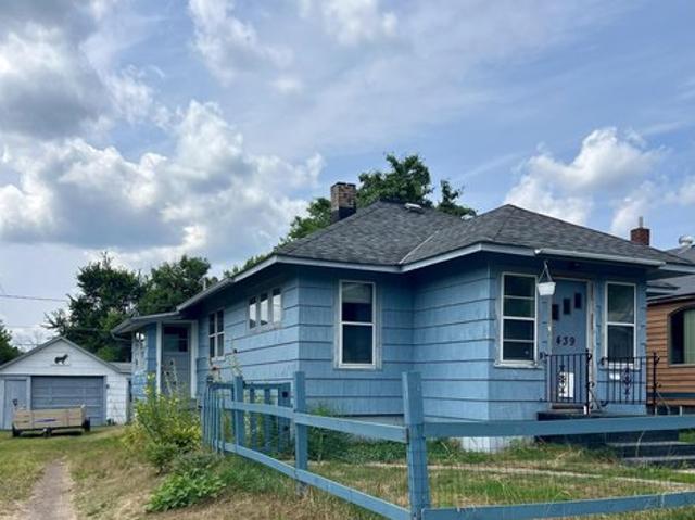 439 4th St, Cloquet, MN 55720