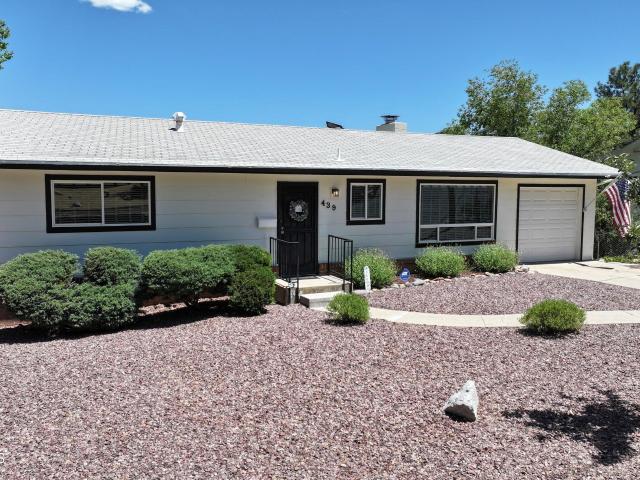 439 canyon springs road
