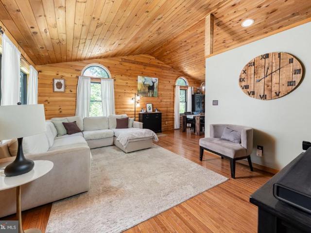 439 Centerton Road