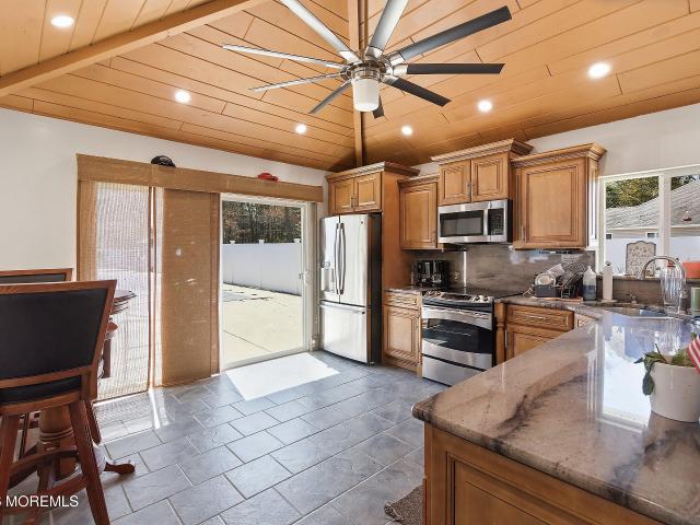 439 Adamston Road