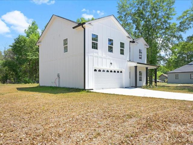 439 Airport Road