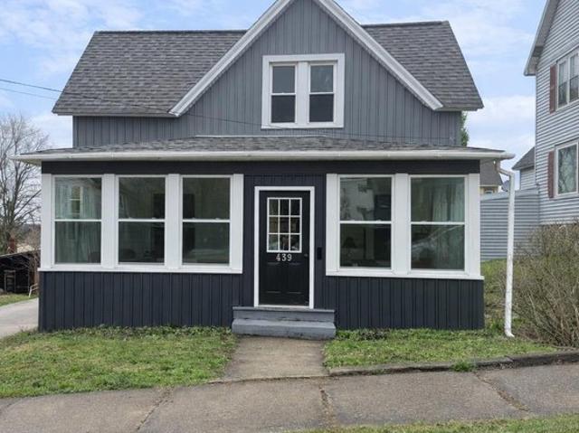 439 Bayard St, Kane, PA 16735