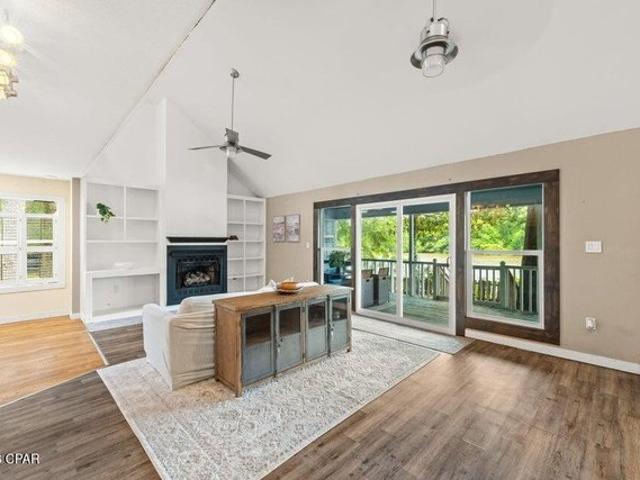 439 Big Cedar Rd, Ponce de Leon, FL 32455